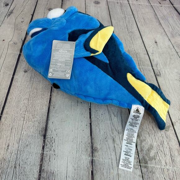 Disney | Toys | Disney Pixar Dory Disney Store Finding Dory Plush ...